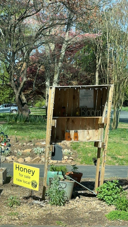 Revolution Bees Honey Stand – Find Local Honey